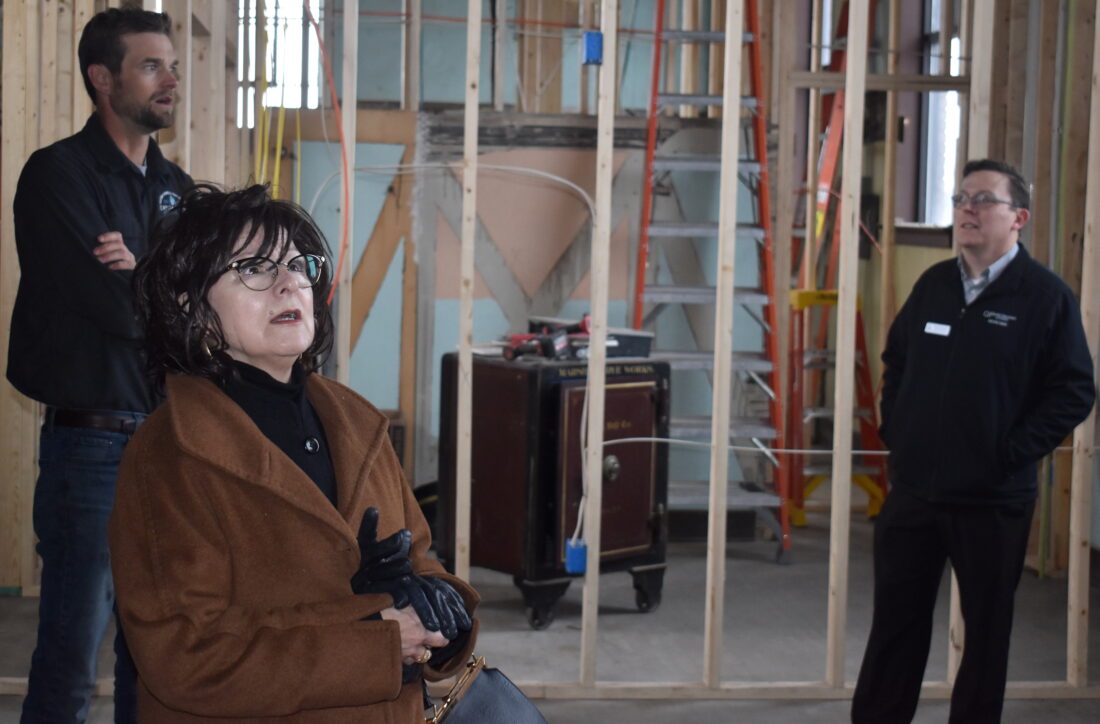 IEDA Director addresses Economic Outlook breakfast, tours downtown ...